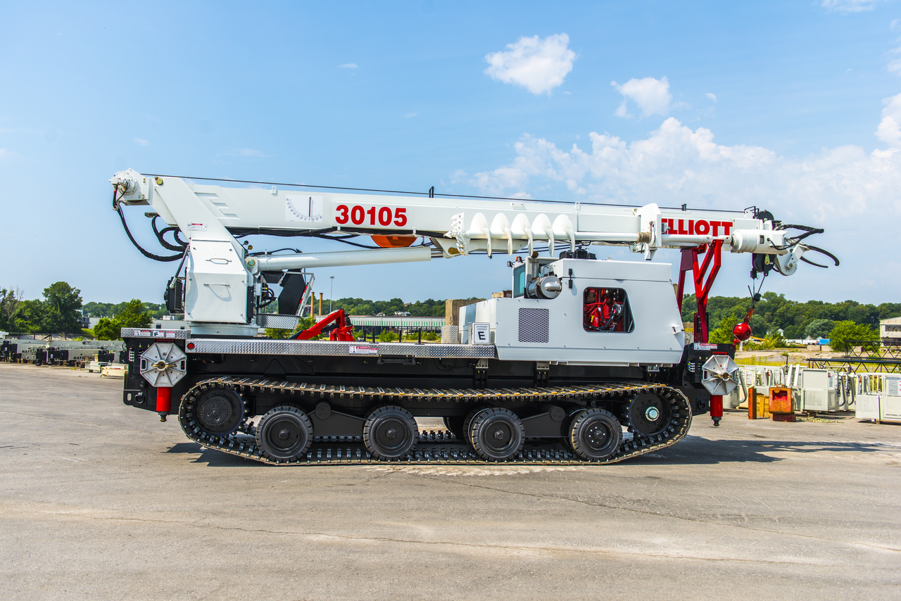 107 ft Track Digger Derrick Rental - Custom Truck One Source