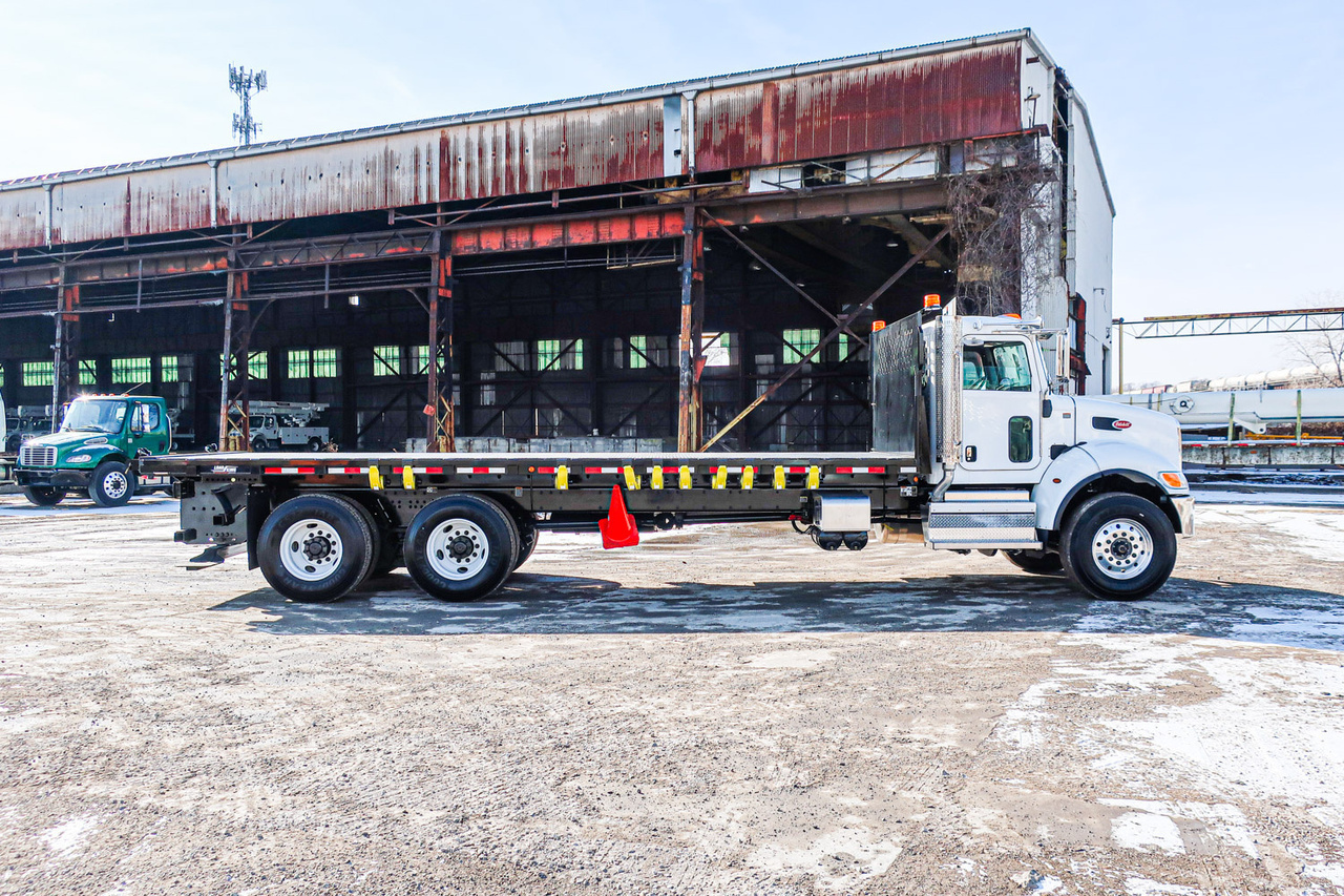 7/8 Flatbed Truck Rental - Custom Truck One Source