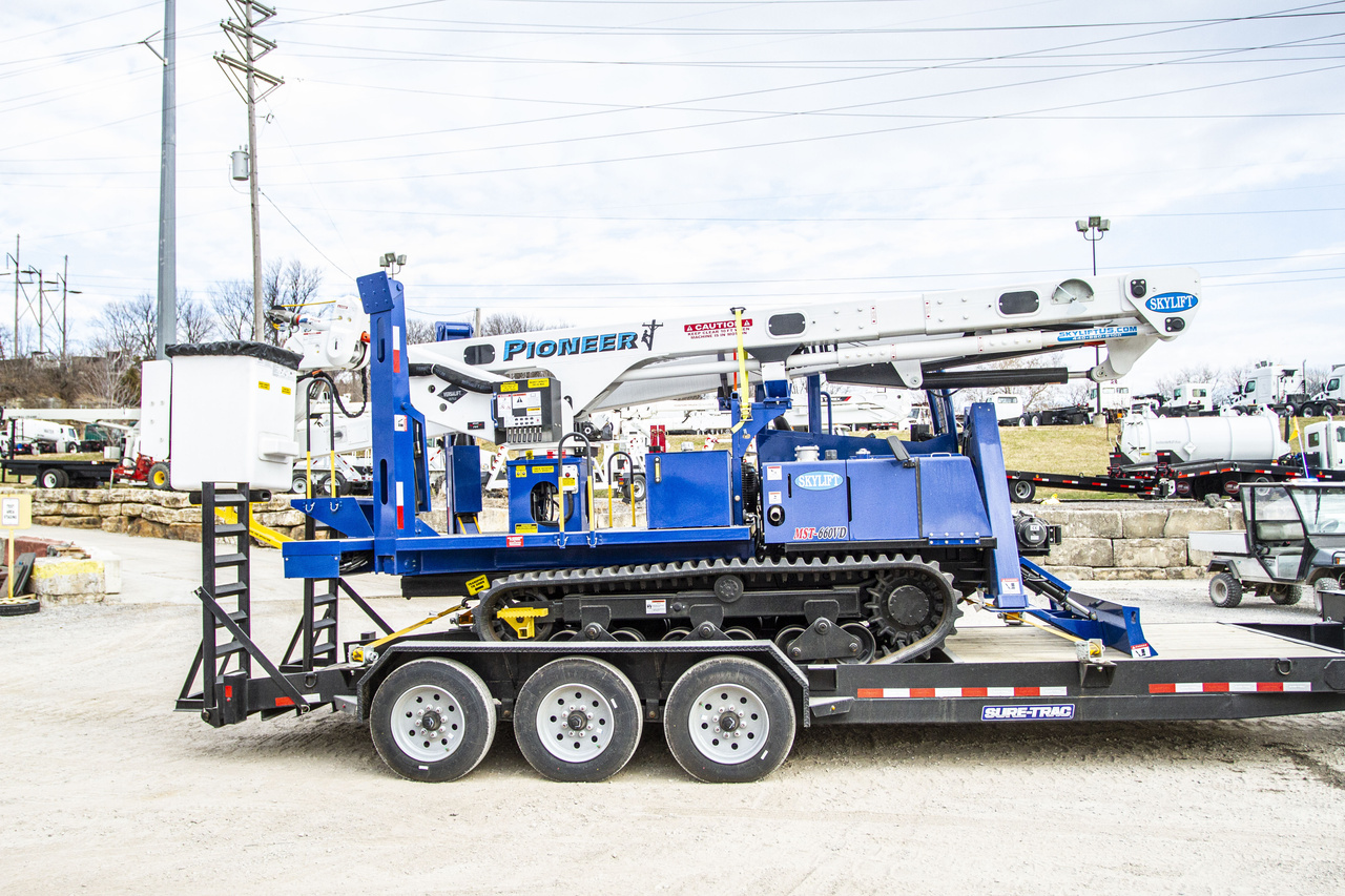 53 ft Track Backyard Bucket Rental - Custom Truck One Source