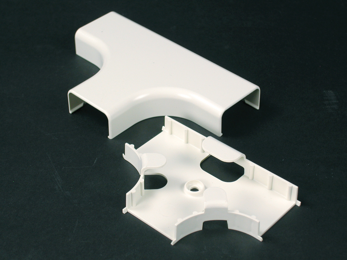 Wiremold Uniduct® 2900 Series Radiused Tee Fitting | Legrand AV