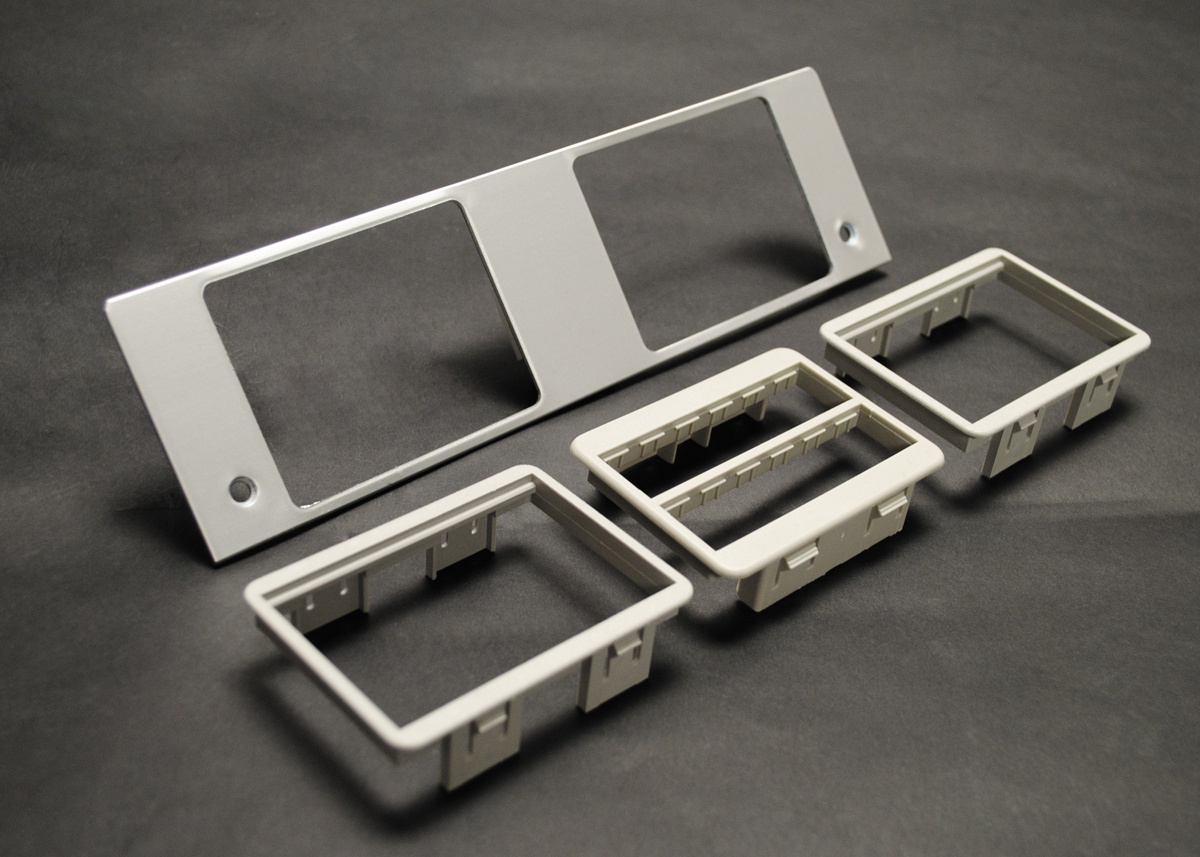 AL241S-HB Lab Bench Work Surface Portal Faceplate | On-Surface ...