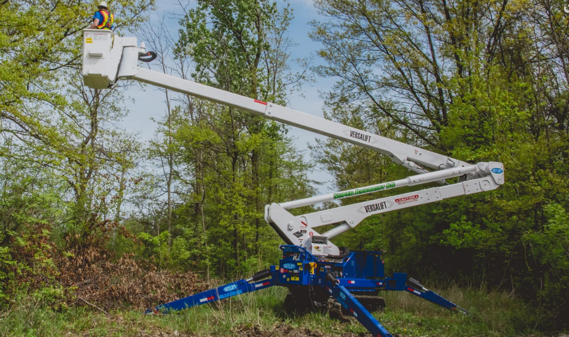 61 ft Track Backyard Bucket Rental - Custom Truck One Source