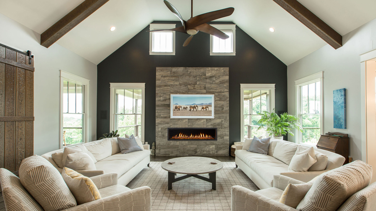 Mezzo Linear Indoor Gas Fireplace | Heat & Glo