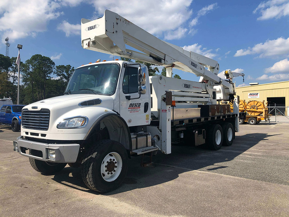 100 ft Transmission Bucket Truck Rental - Custom Truck One Source