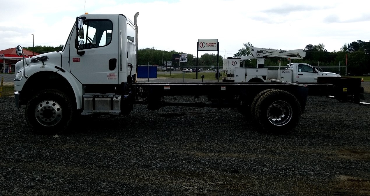 Single Axle Highway Tractor Rental - Custom Truck One Source