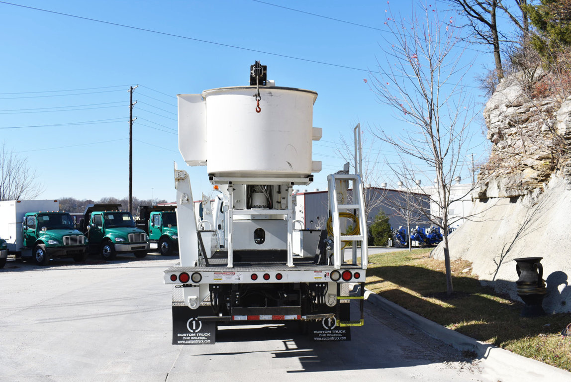 120 ft Transmission Bucket Truck Rental - Custom Truck One Source