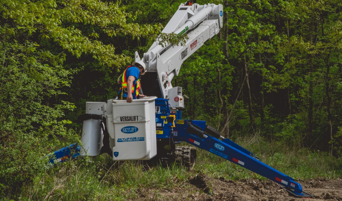 61 ft Track Backyard Bucket Rental - Custom Truck One Source