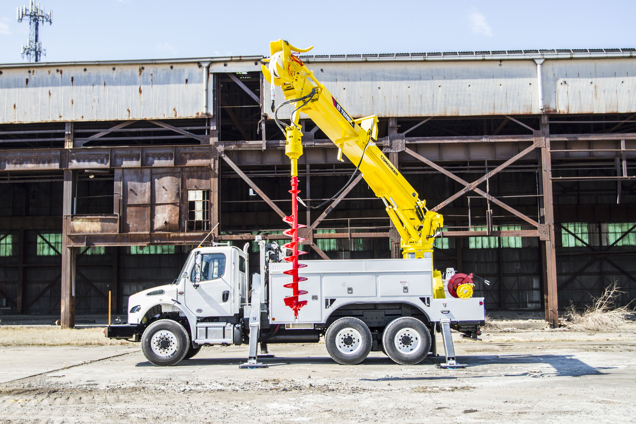 48.6 ft Digger Derrick Rental - Custom Truck One Source