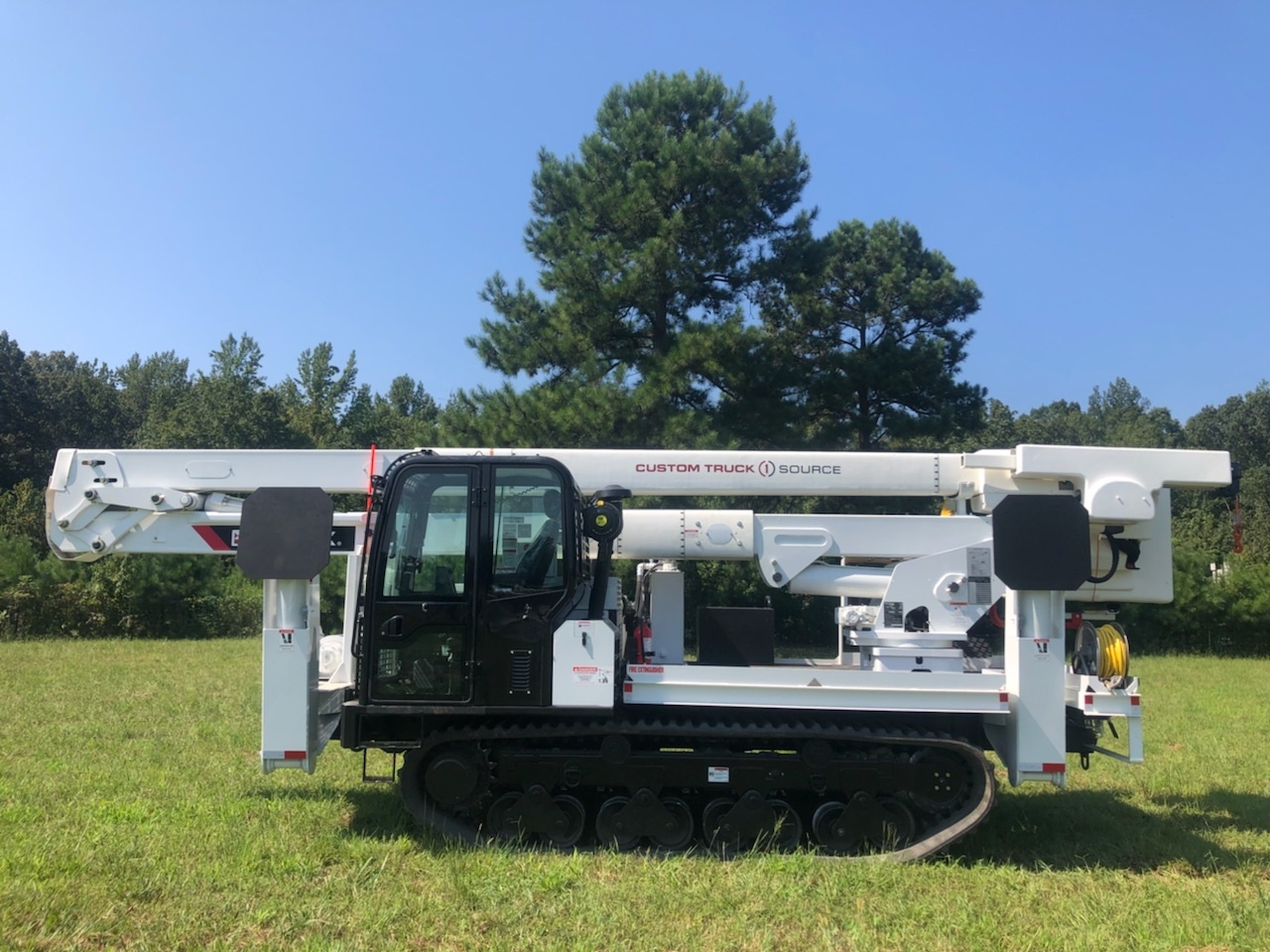 60 ft Track Bucket Rental - Custom Truck One Source