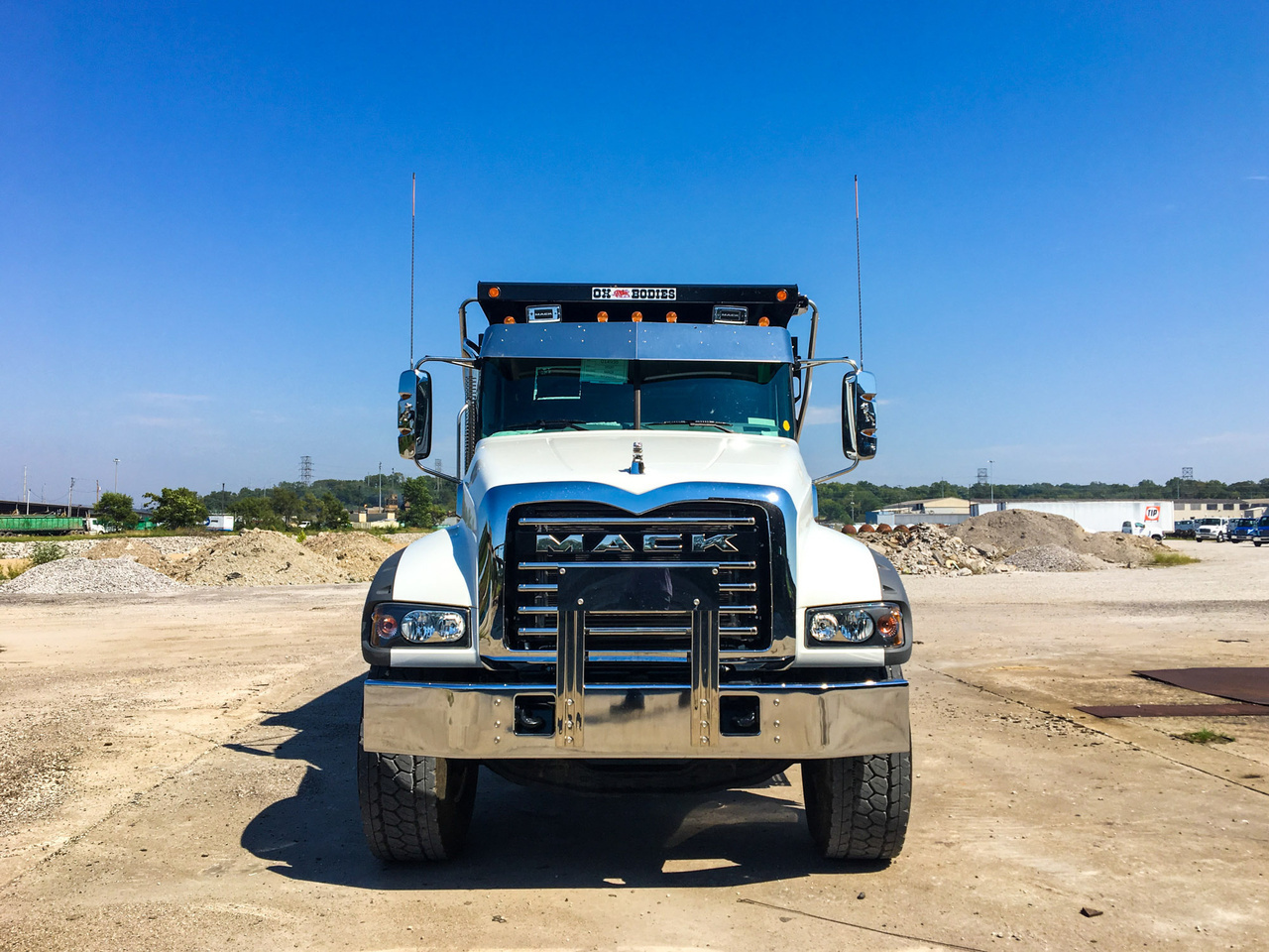 2020 Mack GU713/64FR 8x4 OX BODIES 17' Stampede Dump Truck For Sale ...