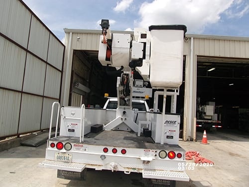 37 ft Distribution Bucket Truck Rental - Custom Truck One Source