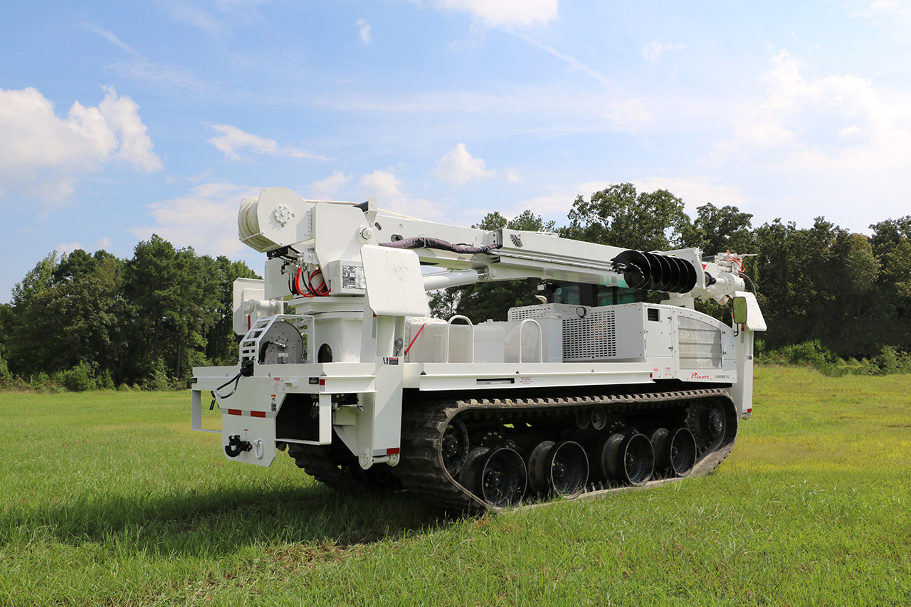 60 ft Track Digger Derrick Rental - Custom Truck One Source