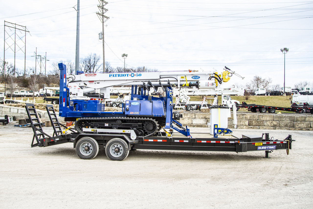 6,000 lbs Track Backyard Digger Derrick Rental - Custom Truck One Source