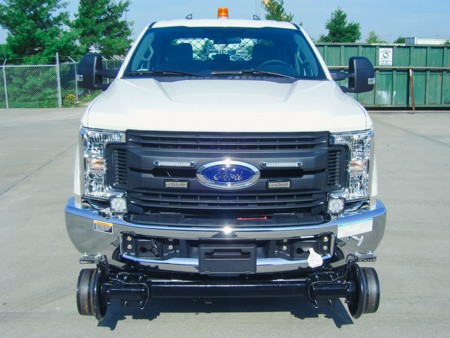 1 Ton Crew Cab AWD Diesel Hi-Rail Pickup Truck Rental - Custom Truck ...