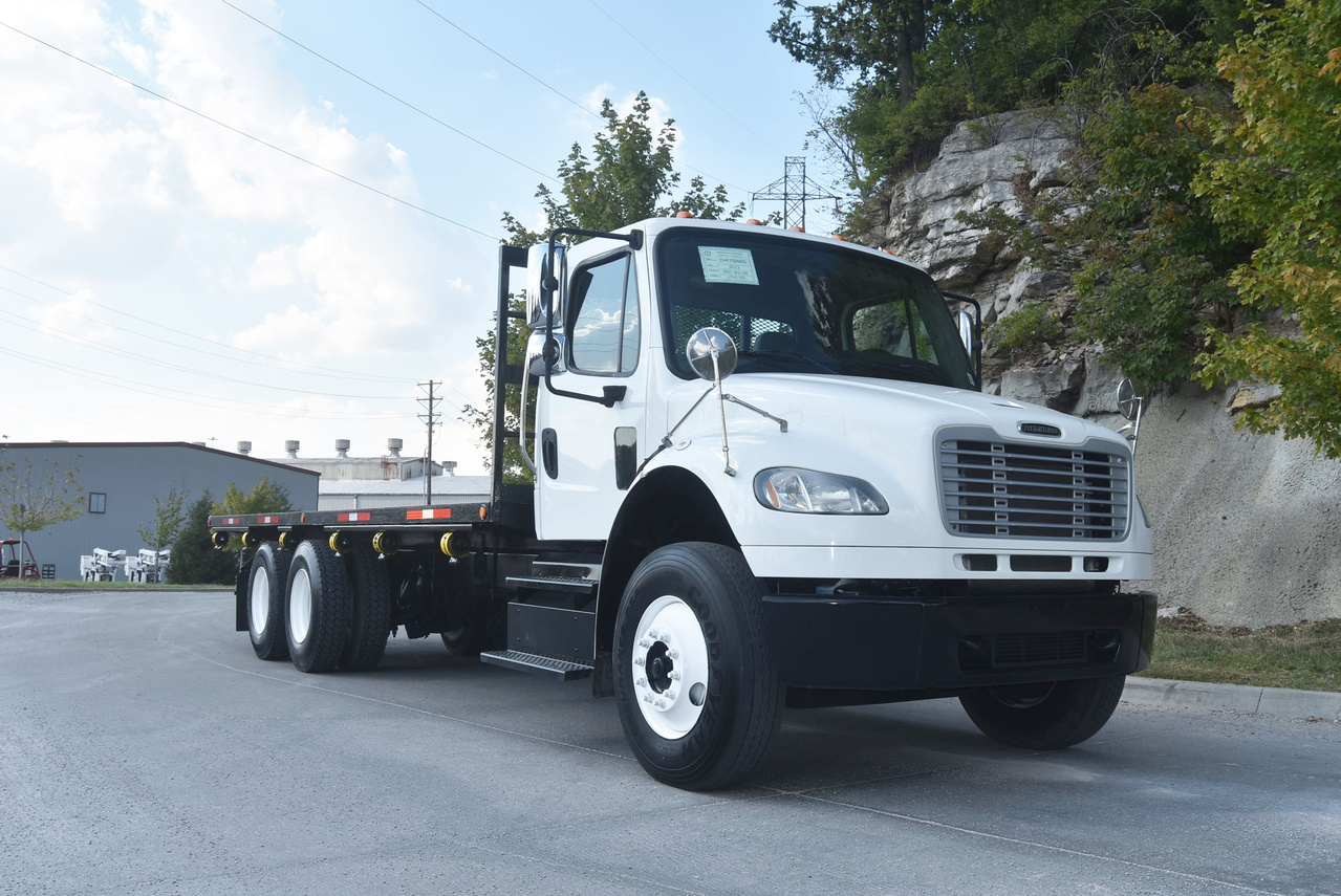 7/8 Flatbed Truck Rental - Custom Truck One Source