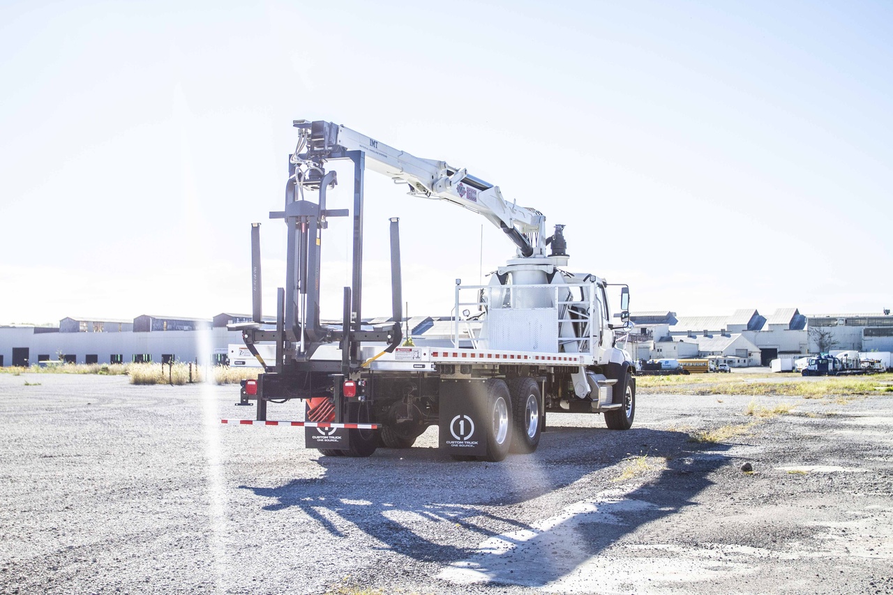 54.1 ft 5,825 lbs Drywall Crane Rental - Custom Truck One Source