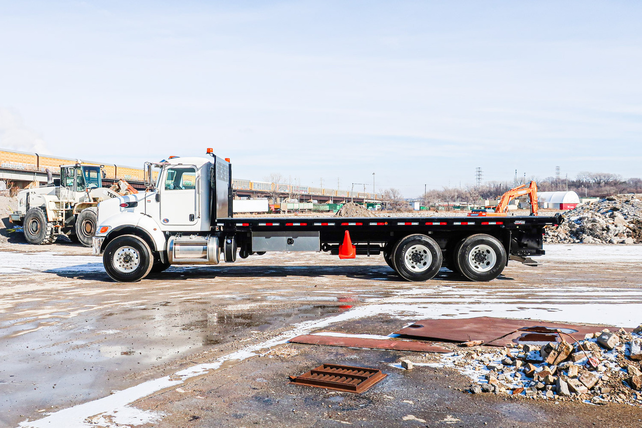 7/8 Flatbed Truck Rental - Custom Truck One Source