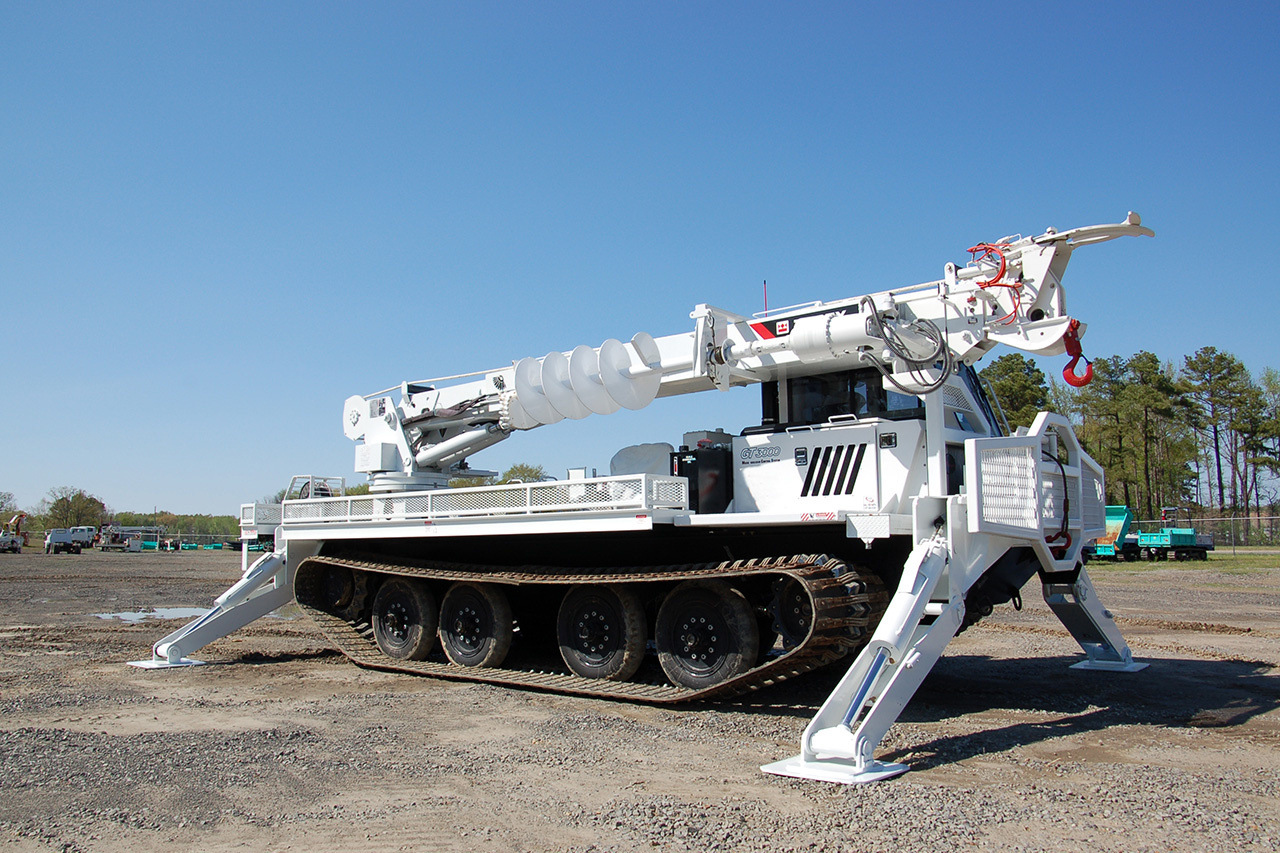 60 ft Track Digger Derrick Rental - Custom Truck One Source