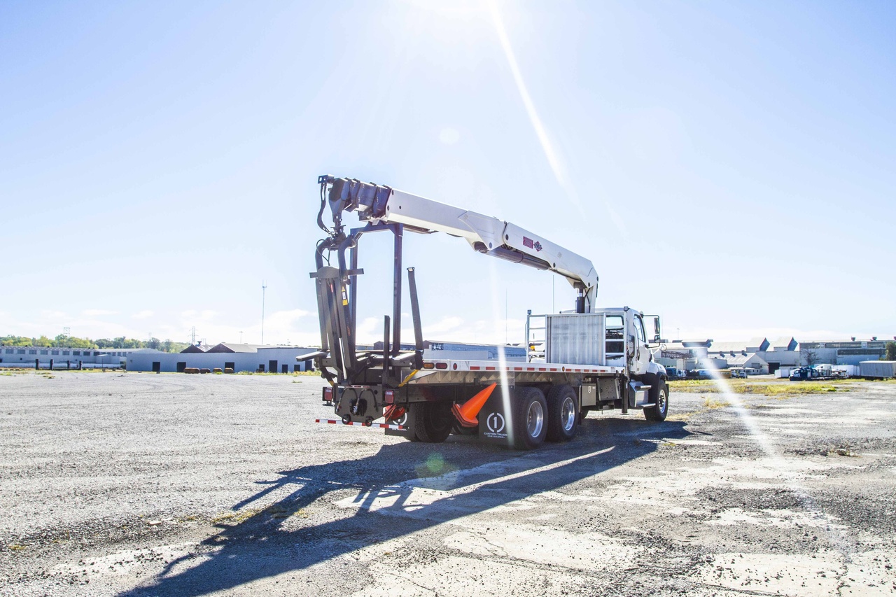 71.4 ft 5,700 lbs Drywall Crane Rental - Custom Truck One Source