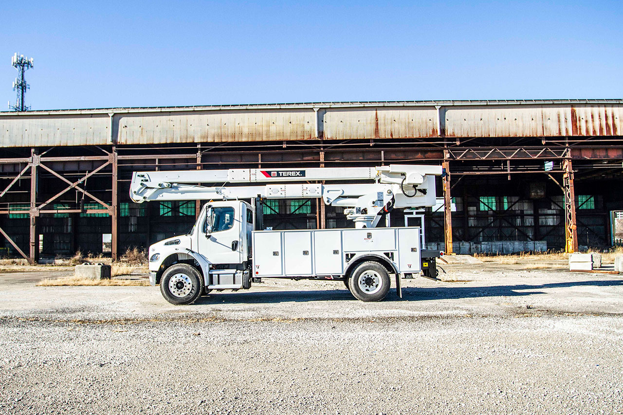55 ft Distribution Bucket Truck Rental - Custom Truck One Source