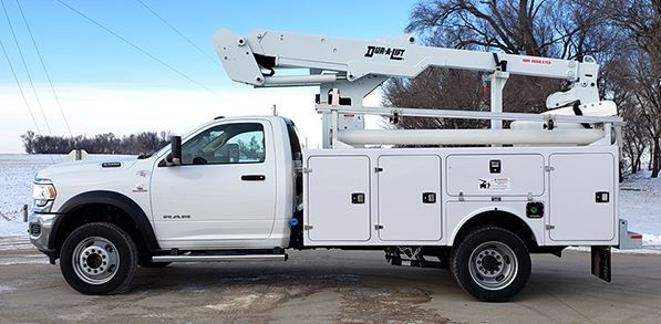 35 ft Telecom Bucket Truck Rental - Custom Truck One Source