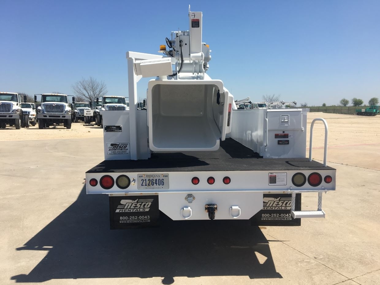 35 ft Telecom Bucket Truck Rental - Custom Truck One Source