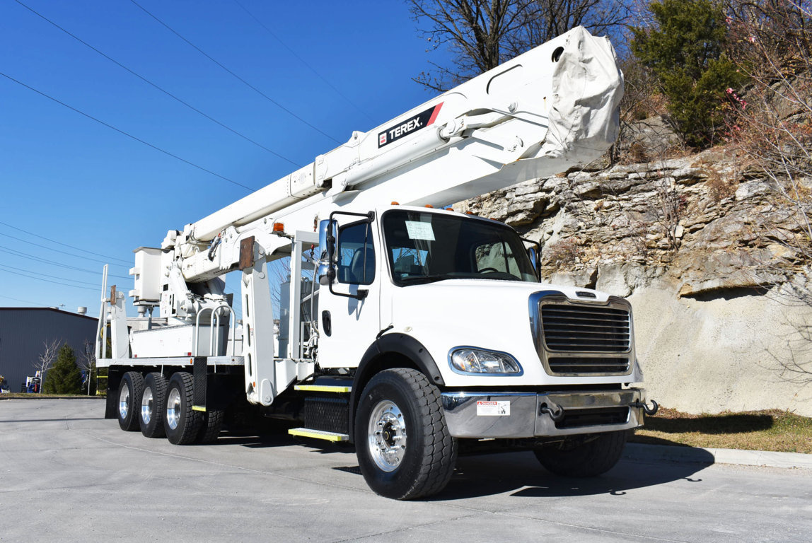 120 ft Transmission Bucket Truck Rental - Custom Truck One Source