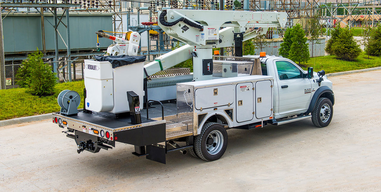 47 ft Distribution Bucket Truck Rental - Custom Truck One Source