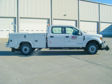 Signal Maintainer Extended Cab Non-AWD Gas Hi-Rail Pickup Truck Rental ...