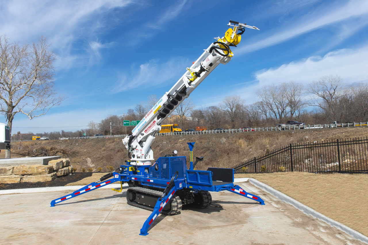 6,000 lbs Track Backyard Digger Derrick Rental - Custom Truck One Source