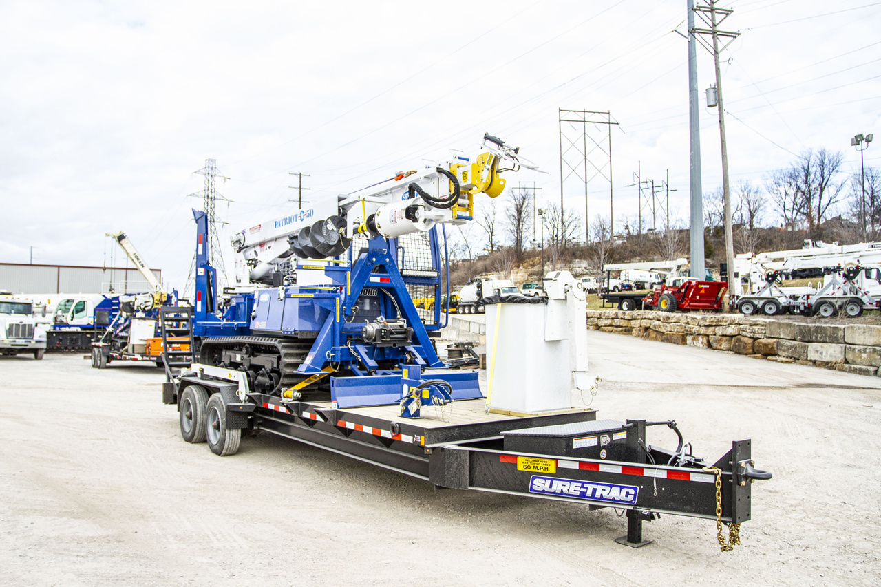 6,000 lbs Track Backyard Digger Derrick Rental - Custom Truck One Source