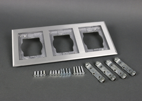 Omnibox® Triple Gang Rectangular Aluminum Carpet/Tile Flange | Concrete ...