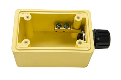 Watertight Deep Yellow Back Box, 1/2-in NPT Opening for Single ...