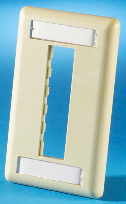 TRACJACK FACEPLATE, THREE-PORT (SINGLE GANG), PLASTIC | Workstation ...