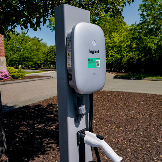 EV CHARGER PEDESTAL SINGLE